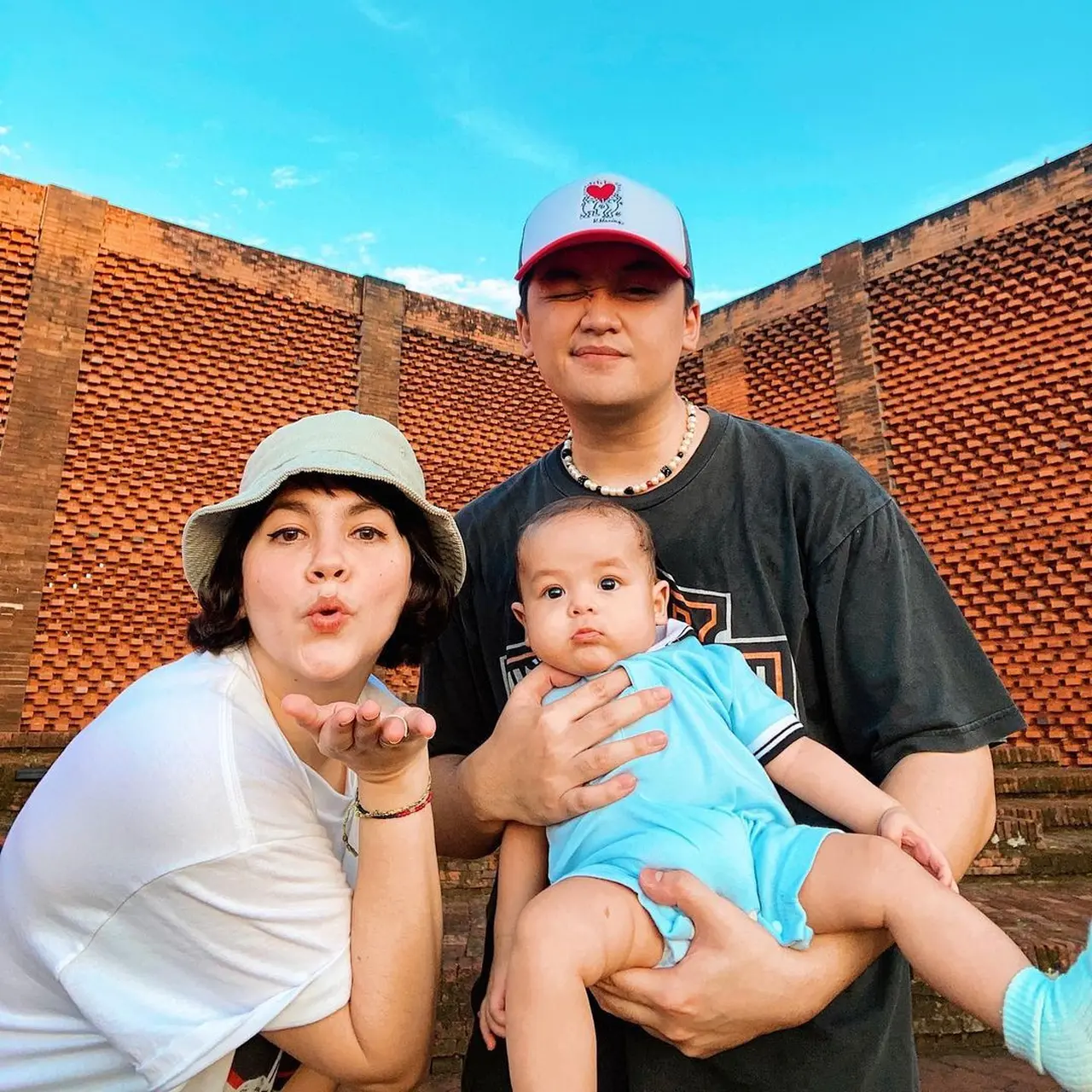 Mengenal Bounty Ramdhan, Musisi Nyentrik Anak Legenda Musik yang Bikin ...