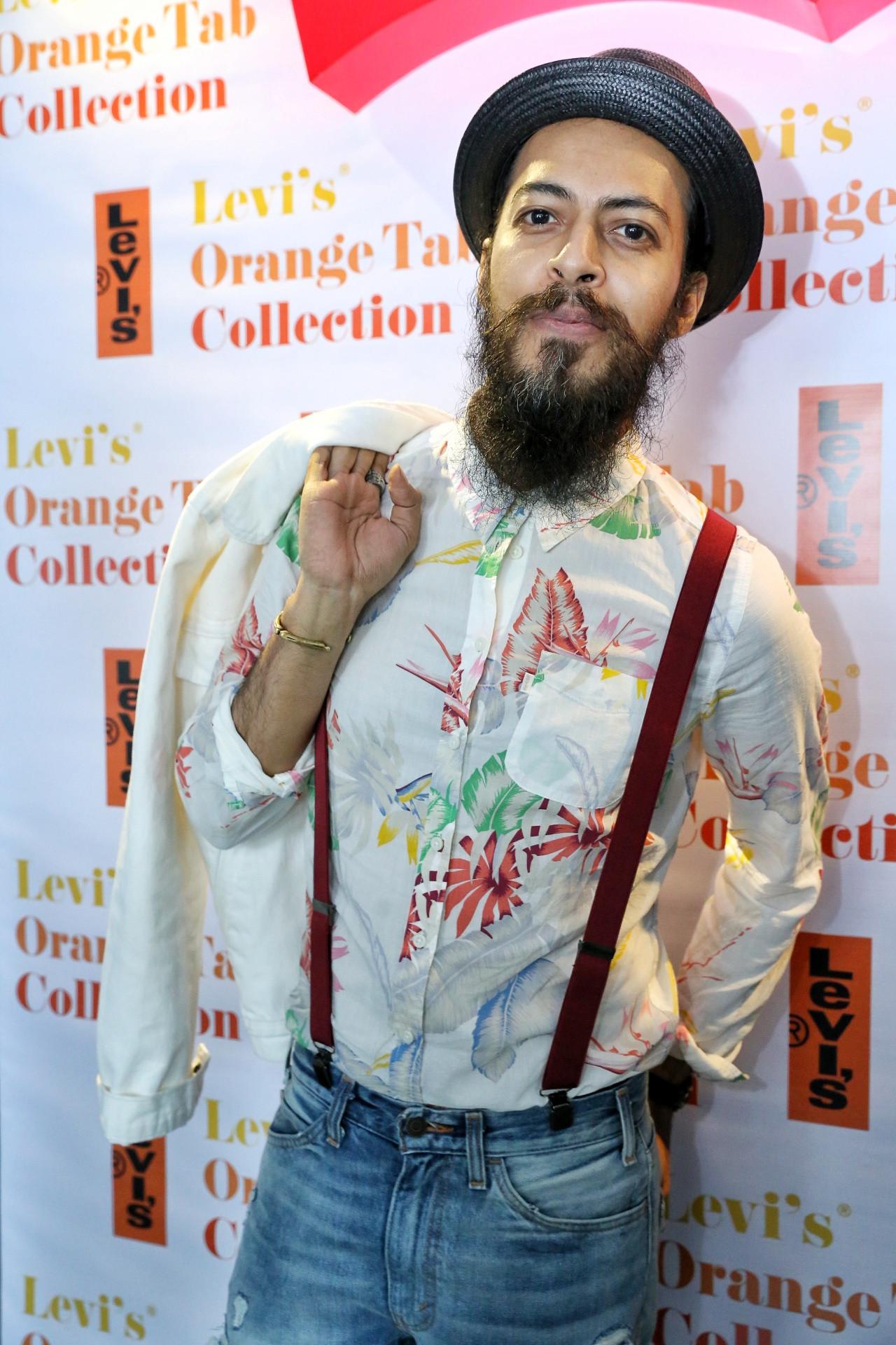 5 Potret Gaya Alex Abbad yang Unik dan Keren - News & Entertainment ...