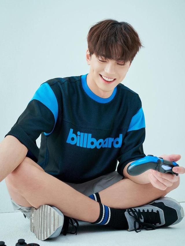 Sempat Dianggap Tuli Nada, Ini Dia Profil Kim Min Kyu