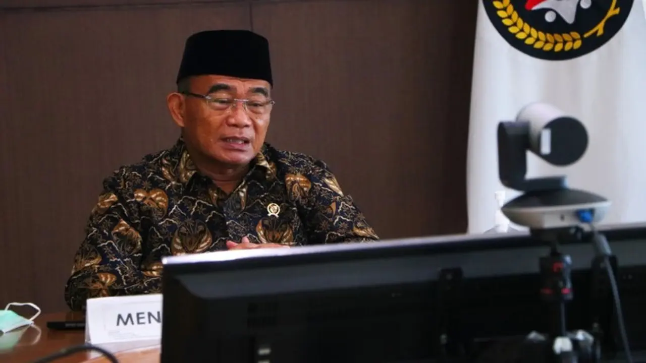 Menko PMK Akui Eksploitasi Alam Jadi Salah Satu Penyebab Banjir di Kalsel