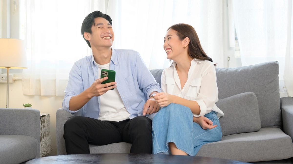 Candaan Lucu Saat PDKT yang Bisa Bikin Gebetan Tertawa Bahagia