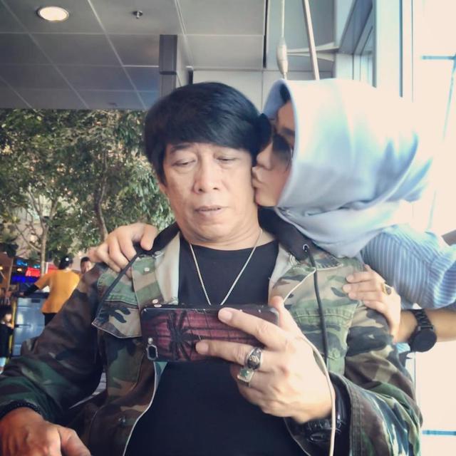 6 Potret Terbaru Pasangan Selebriti Parto Patrio dan Dina Risty, Makin ...