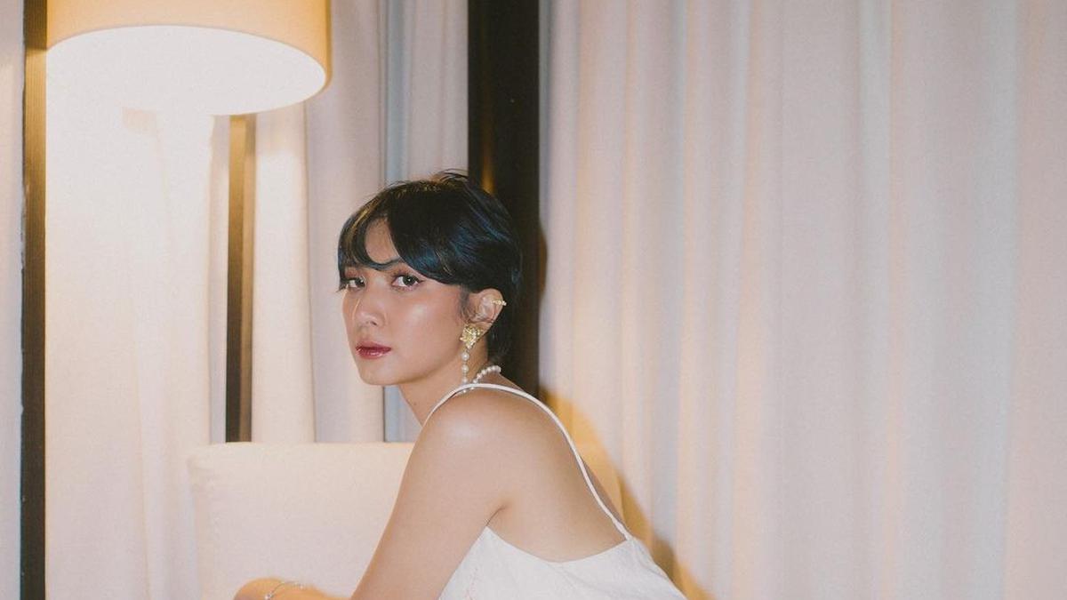 Walaupun Introvert, Sheila Dara Punya Segudang Bakat yang Bikin Karirnya Selalu Bersinar ...