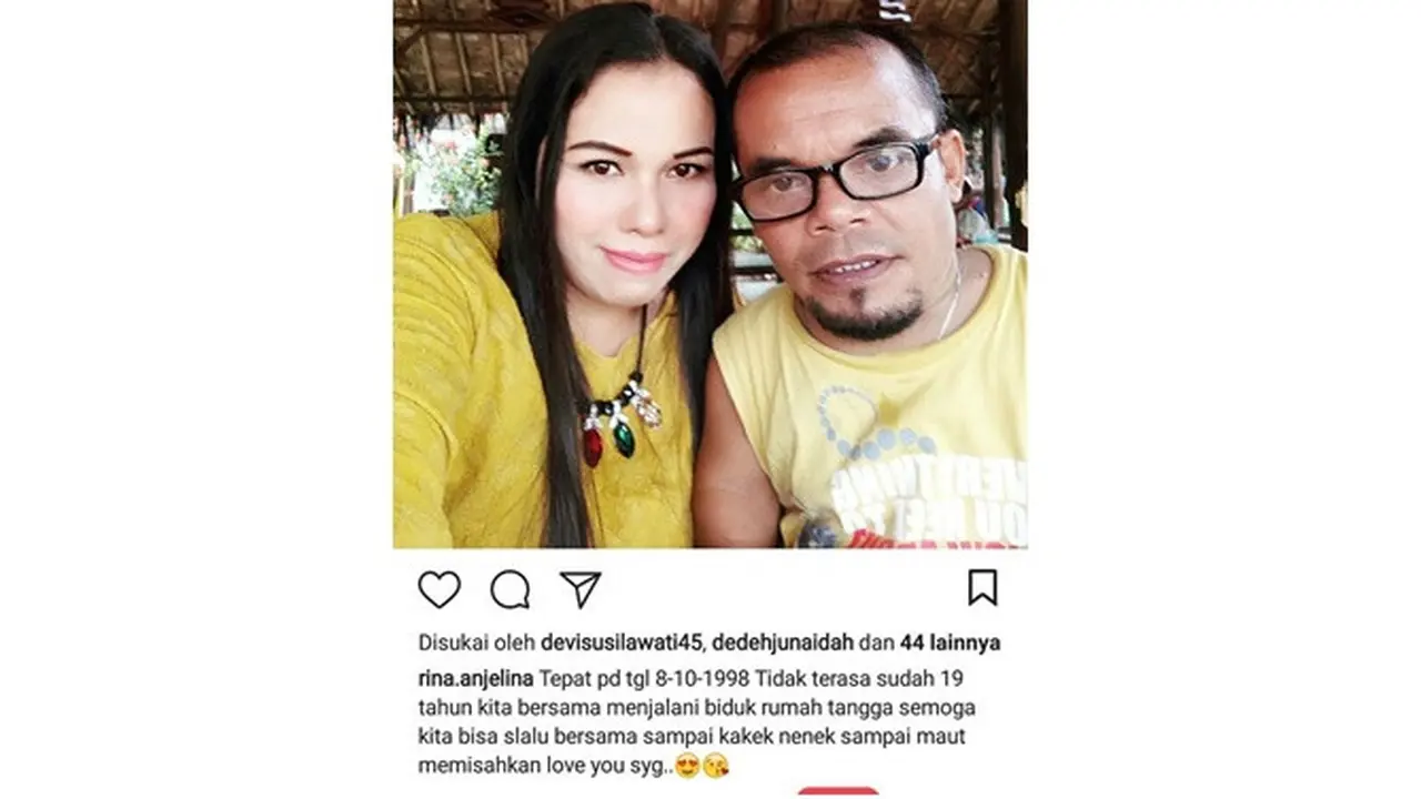 22 Tahun Menikah, Ini 6 Potret Mesra Ucok Baba dan Istri - Hot Liputan6.com