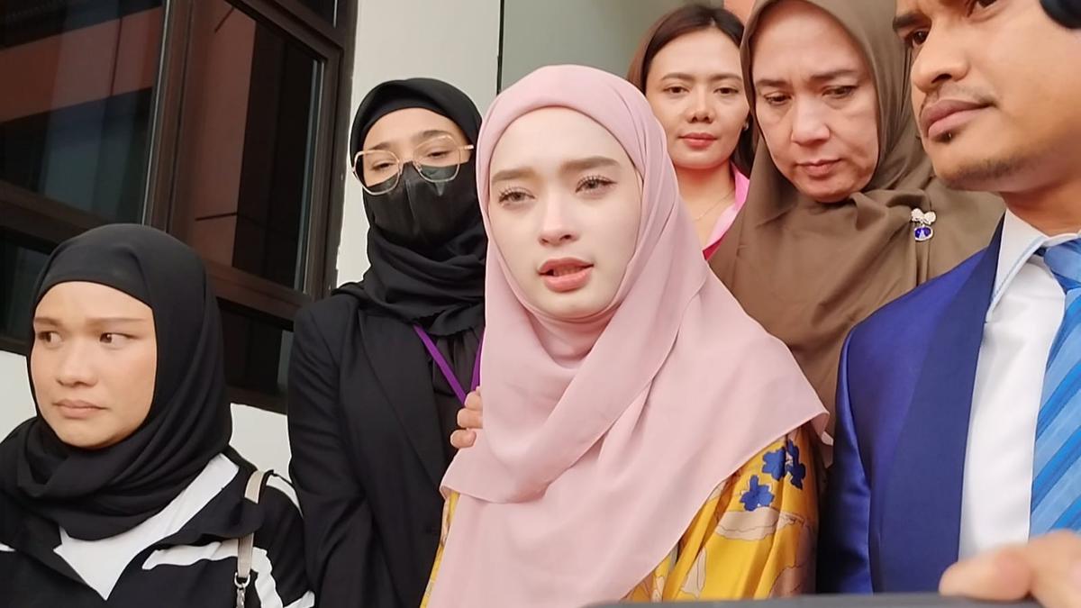 Inara Rusli Siap Perjuangkan Hak Asuh Anak, Tetap Minta Nafkah Mutah ...