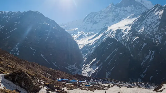 Tidak Boleh Ada Pendakian yang Dilakukan di Gunung Machapuchare Nepal ...