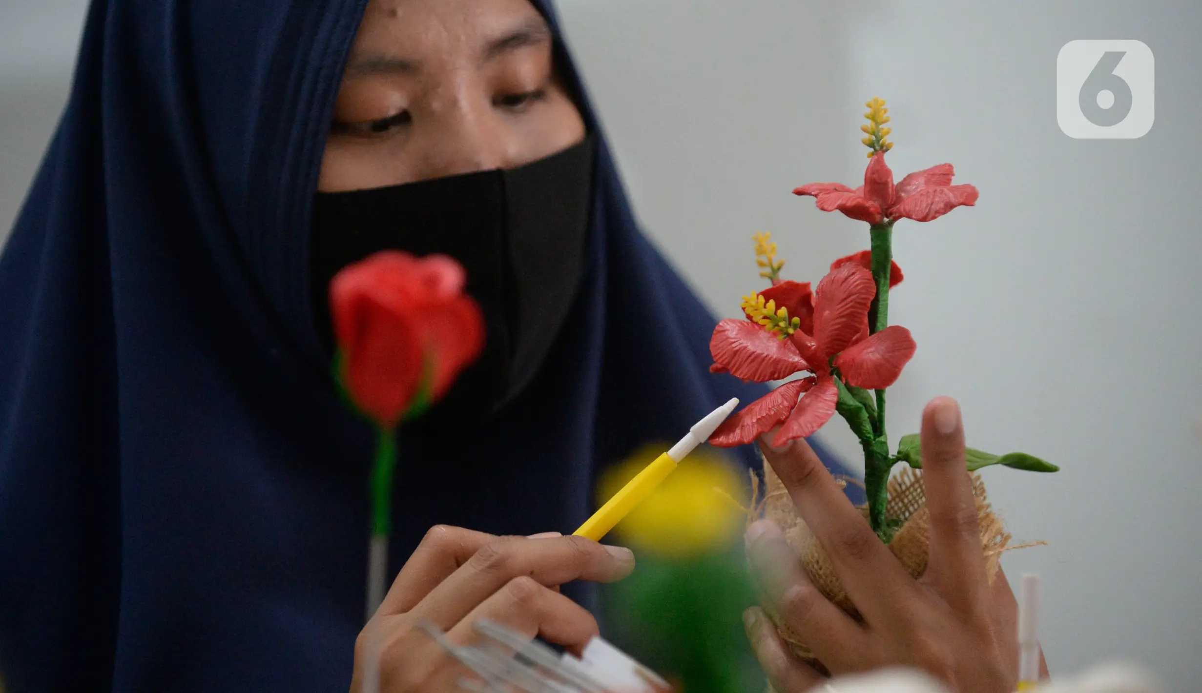 FOTO: Ragam Kreasi Bunga dari Sabun Batangan - Foto Liputan6.com