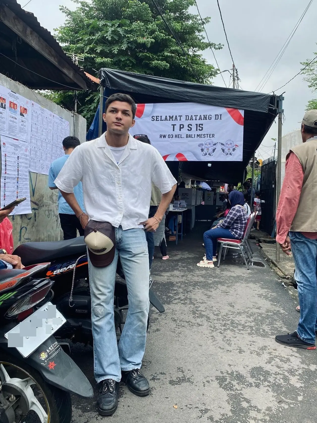 6 Potret Fahad Haydra Pemeran Egi di Film Vina, Disebut Mirip Clift ...