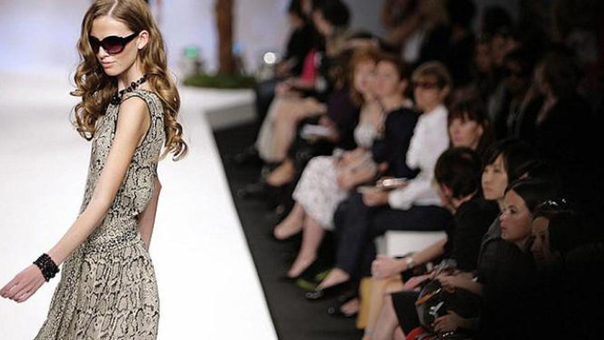 Wanita, Setop Pakai 10 Fashion Item Ini untuk Sehari-hari - Fashion ...