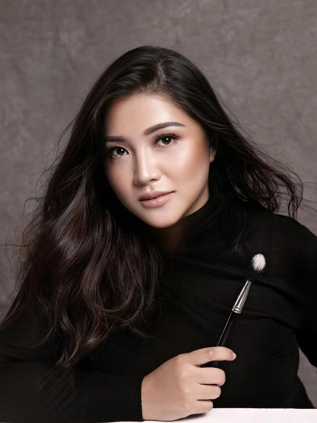 Fimela Awards Makeup Artist of The Year: Clerence Victoria Sang Pioner ...