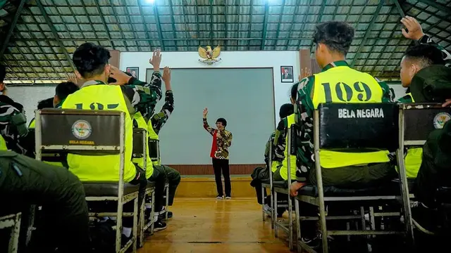 285 Orang Tua di Depok Daftarkan Anaknya Ikut Pendidikan di Barak Militer - News Liputan6.com
