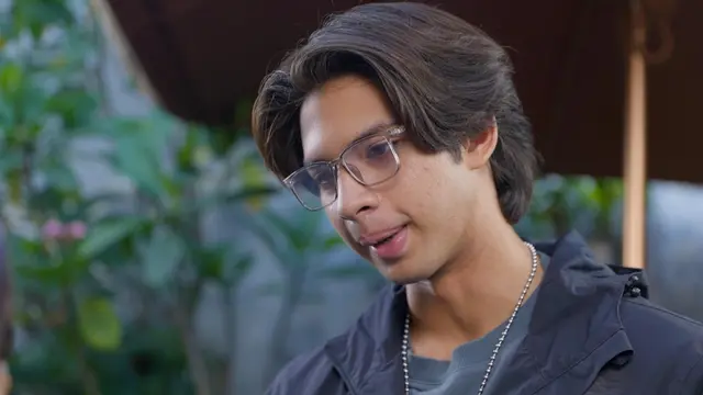 Arya Mohan Rayakan Ultah ke-19 di Lokasi Syuting Asmara Gen Z, Ingin Konsisten Bertumbuh Tiap ...