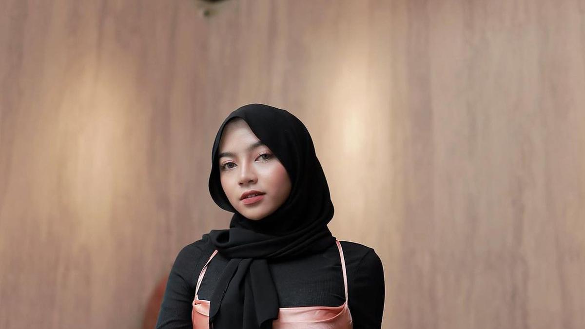 4 Fakta Terbaru Oklin Fia, Selebgram yang Viral dengan Konten Jilat Es Krim - News Liputan6.com