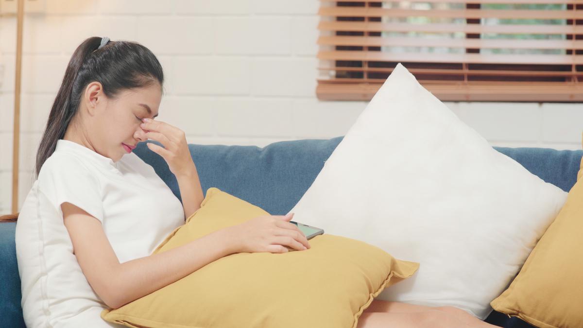 5 Kebiasaan Buruk yang Memengaruhi Kesehatan Mata - Health Fimela.com