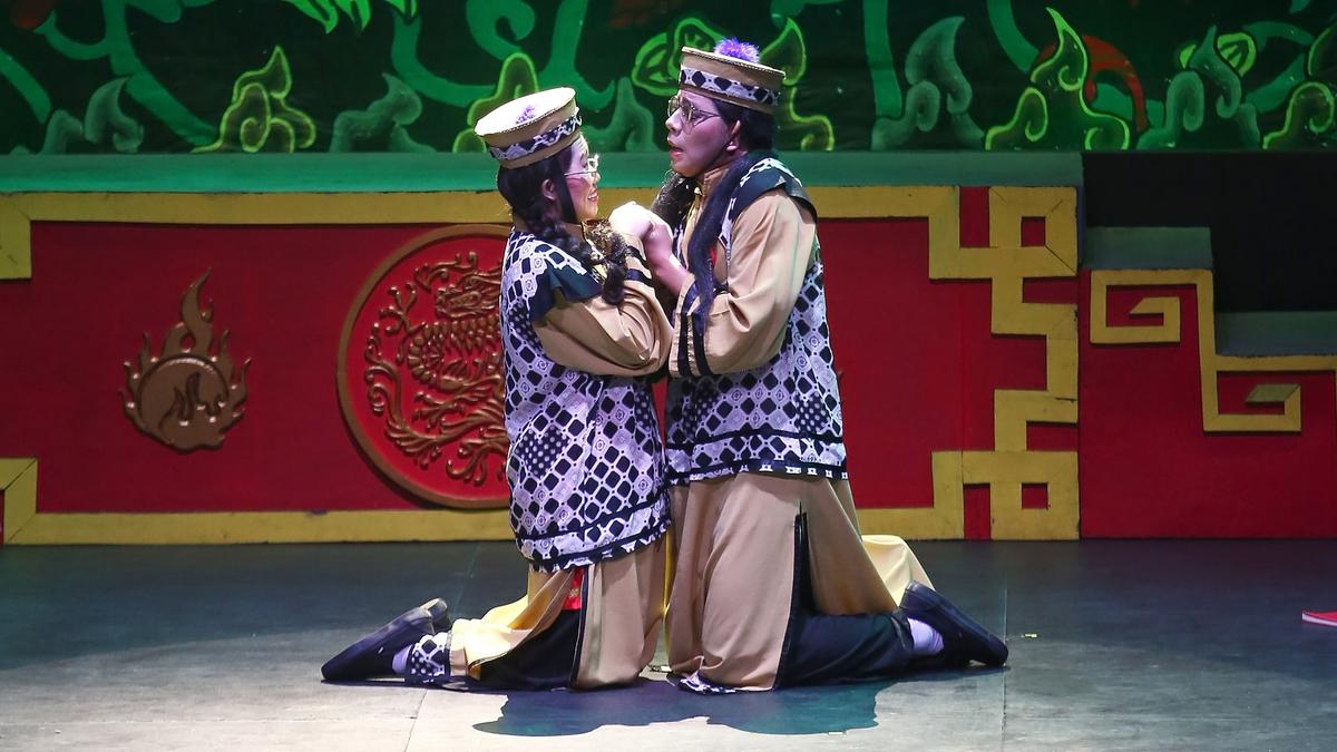 Teater Koma Pentaskan Sampek Engtay, Setelah Tertunda Dua Tahun - Photo ...