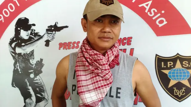 Serunya Penyanyi Andreas Jumanto Latihan Menembak - ShowBiz Liputan6.com