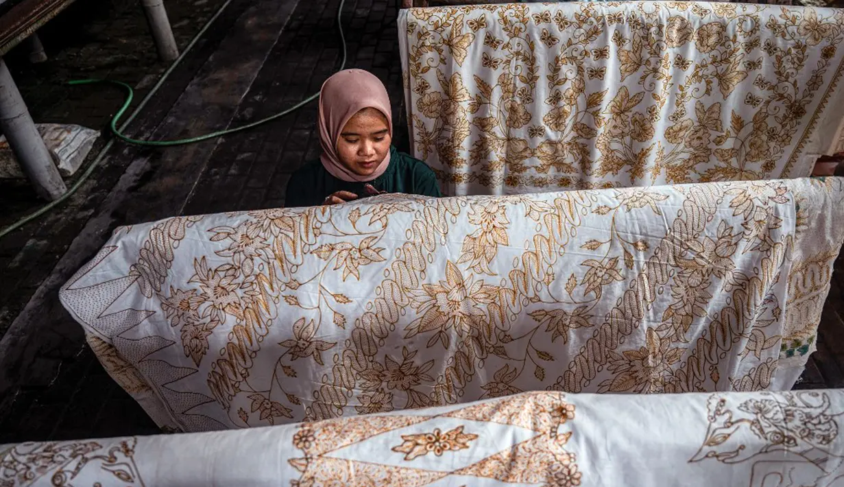 Melihat Proses Pembuatan Kain Batik Tradisional - Foto Liputan6.com