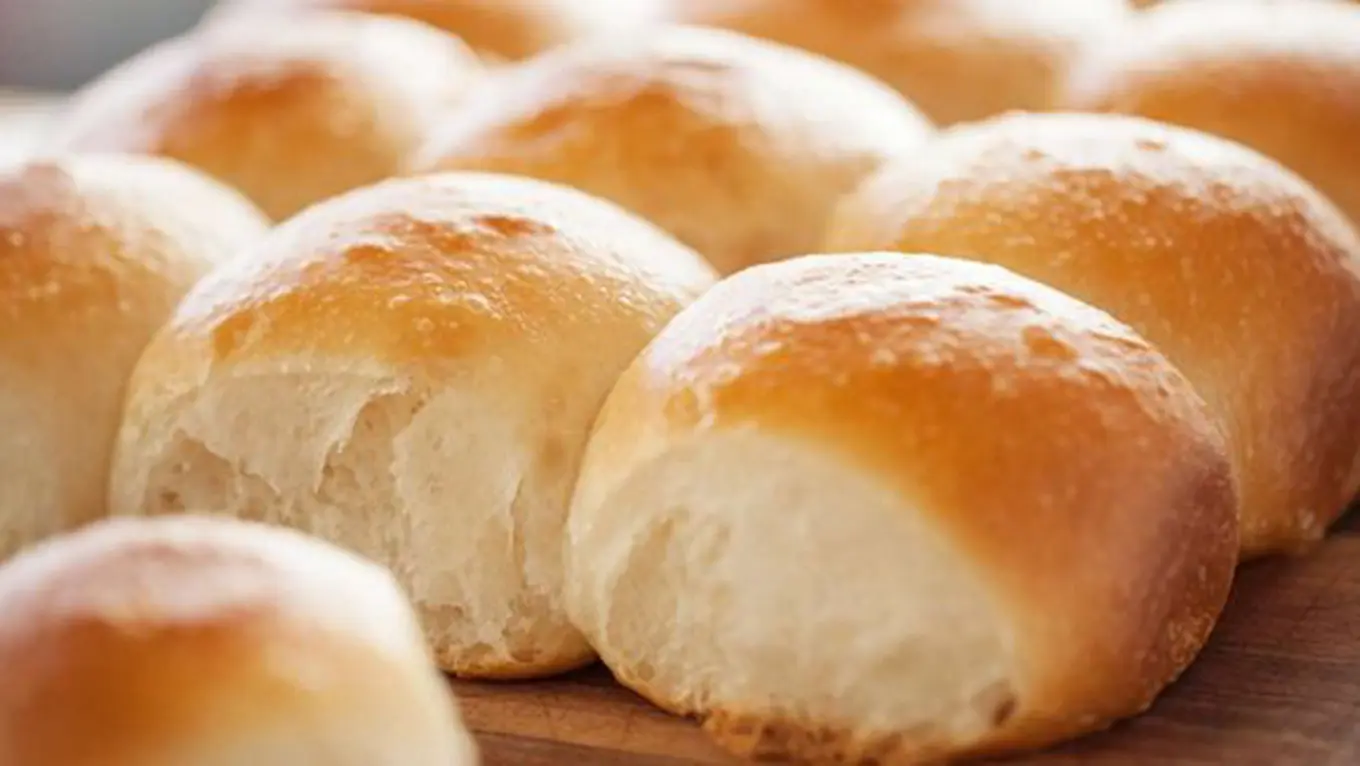 Resep Roti Sobek Teflon Seratnya Lembut - Food Fimela.com