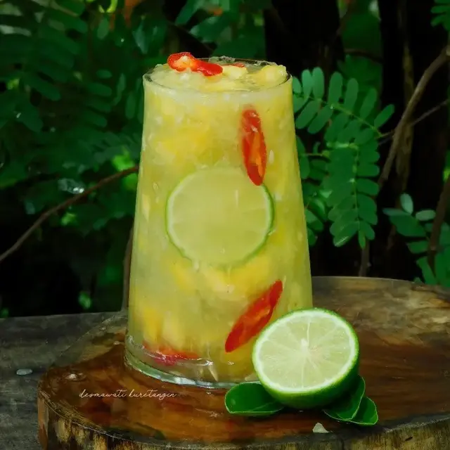 3 Resep Es Rujak Buah yang Segar, Nikmat Disantap Saat Cuaca Panas ...