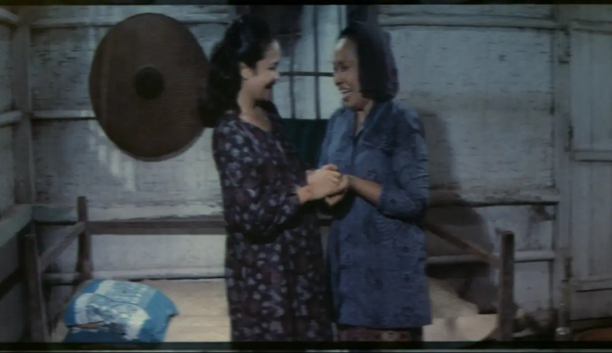 6 Adegan Horor Klasik Bayi Ajaib: Sumi Lahirkan Anak Pembawa Teror Akibat Terperosok Ke Kuburan ...