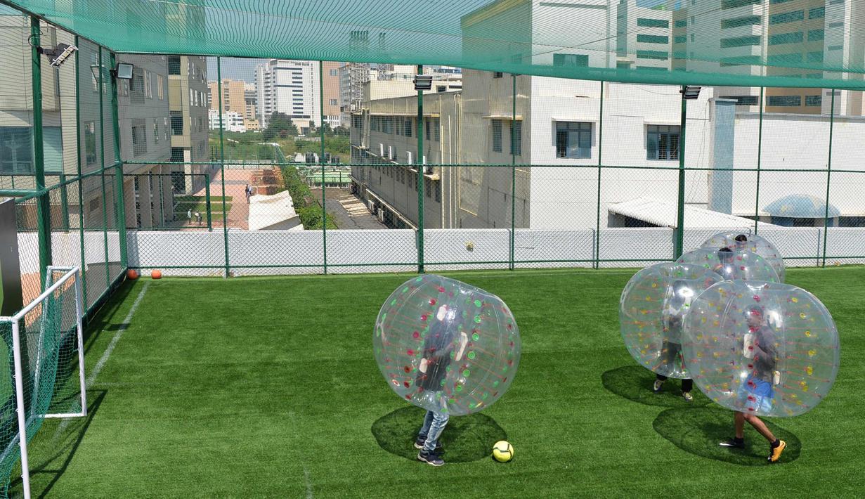 PHOTO: Unik, Piala Dunia Sepak Bola Gelembung Siap Digelar Tahun 2018 ...