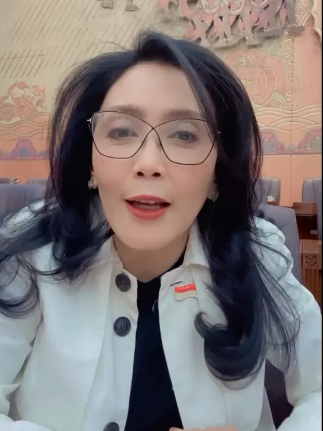 Rieke Diah Pitaloka Curhat ke Paus Fransiskus: Memang Boleh Terdakwa ...