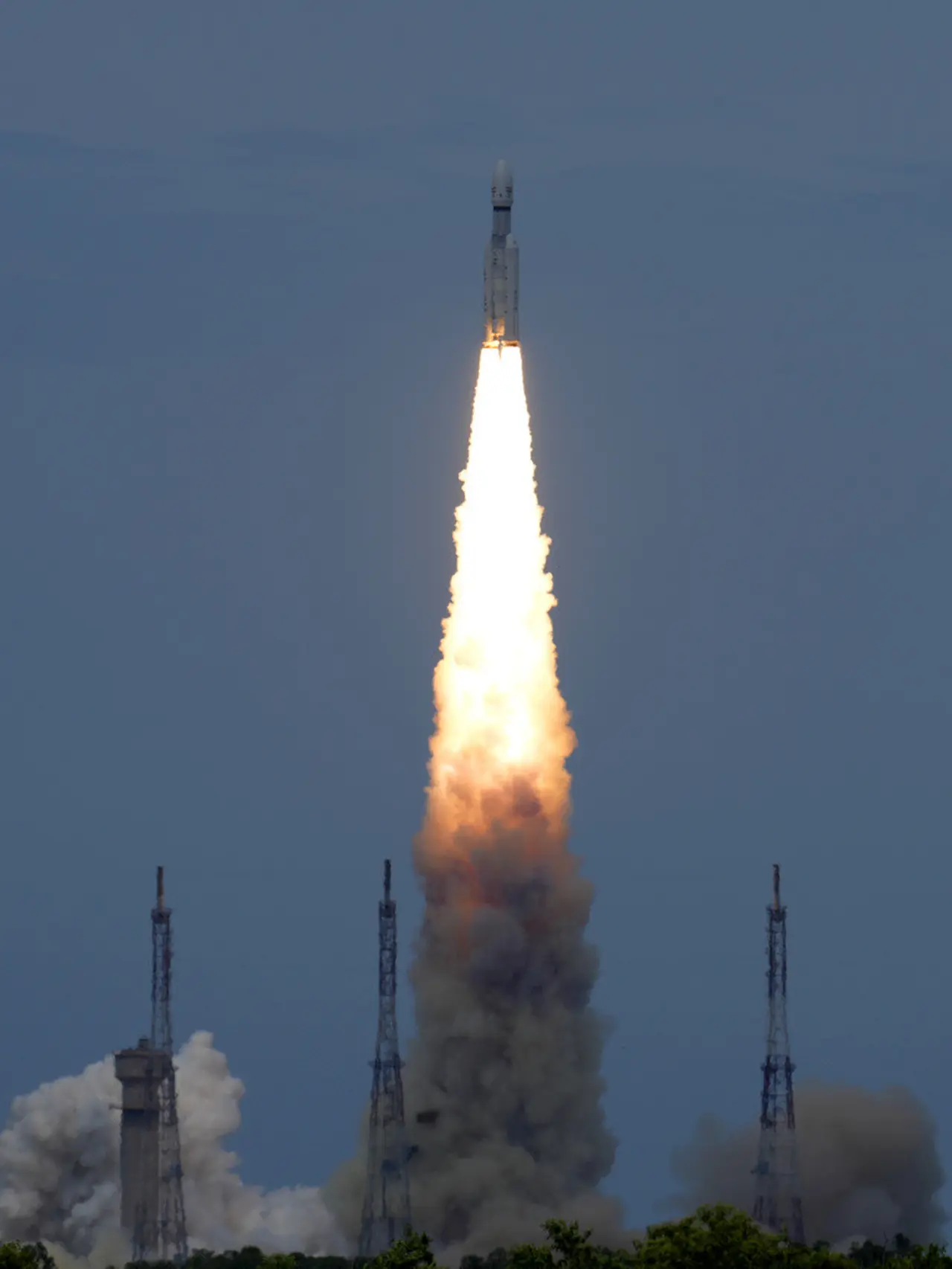 Keren, Roket Amatir Karya Pelajar SMK Sukses Diluncurkan - Bisnis ...