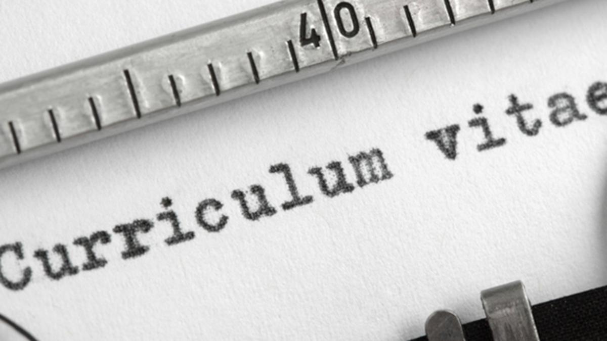 Pria Ini Menulis Kegagalan Hidup di CV dan Lebih Dapat Respon Positif