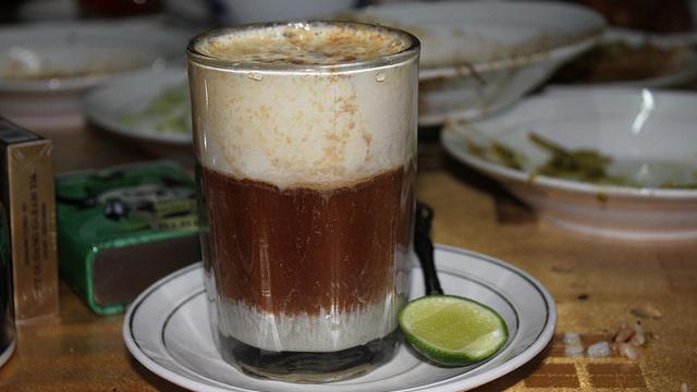 Mengenal Teh Talua, Minuman Penambah Stamina Khas Minang yang Tak ...