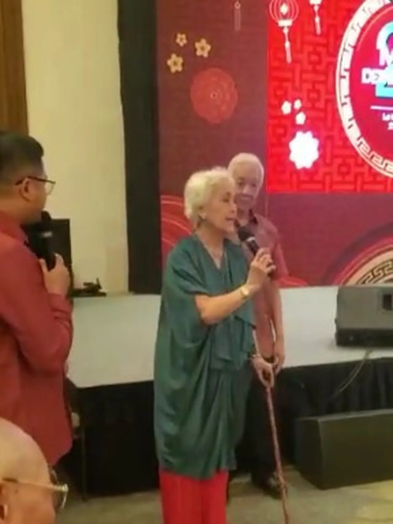 Viral Gaya Henny Purwonegoro Tetap Eksis Di Usia 75 Tahun, Ibu Mertua ...