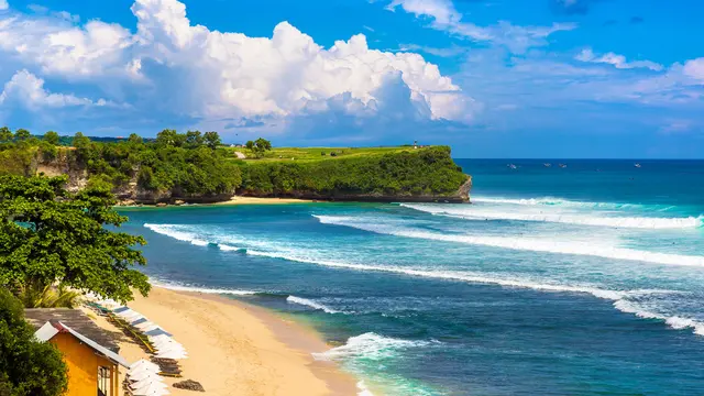 Kurang Afdal Liburan Ke Bali Jika Tak Menjelajahi 5 Pantai Berpasir ...