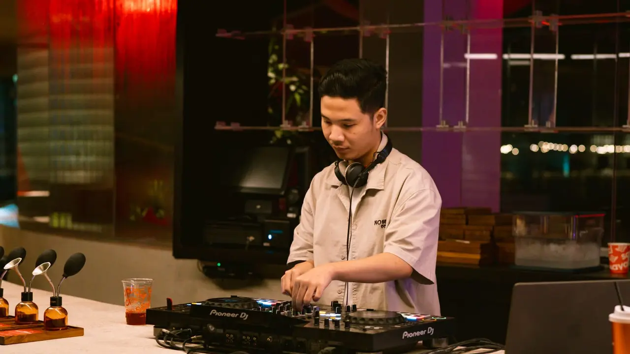 DJ Winky Wiryawan Umumkan Bakal Manggung Di Sayap Suci, Disebut Punya ...