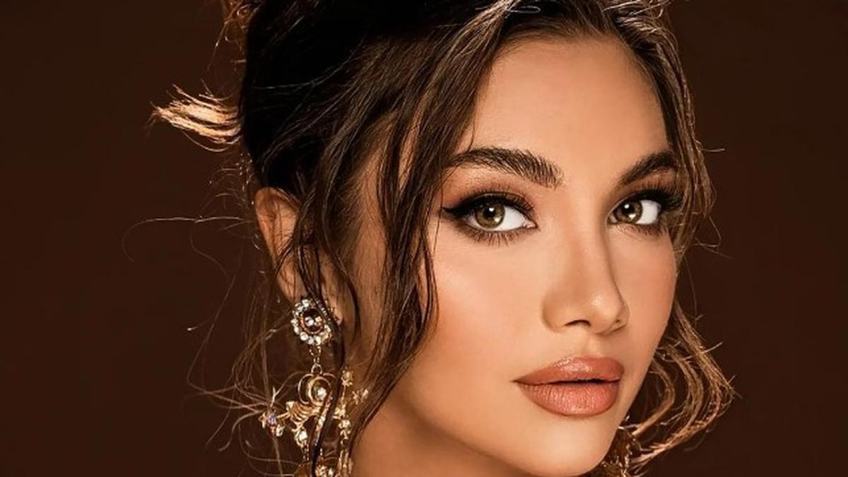 Super Cantik, Angela Gilsha dalam Gaya Pemain Telenovela ...