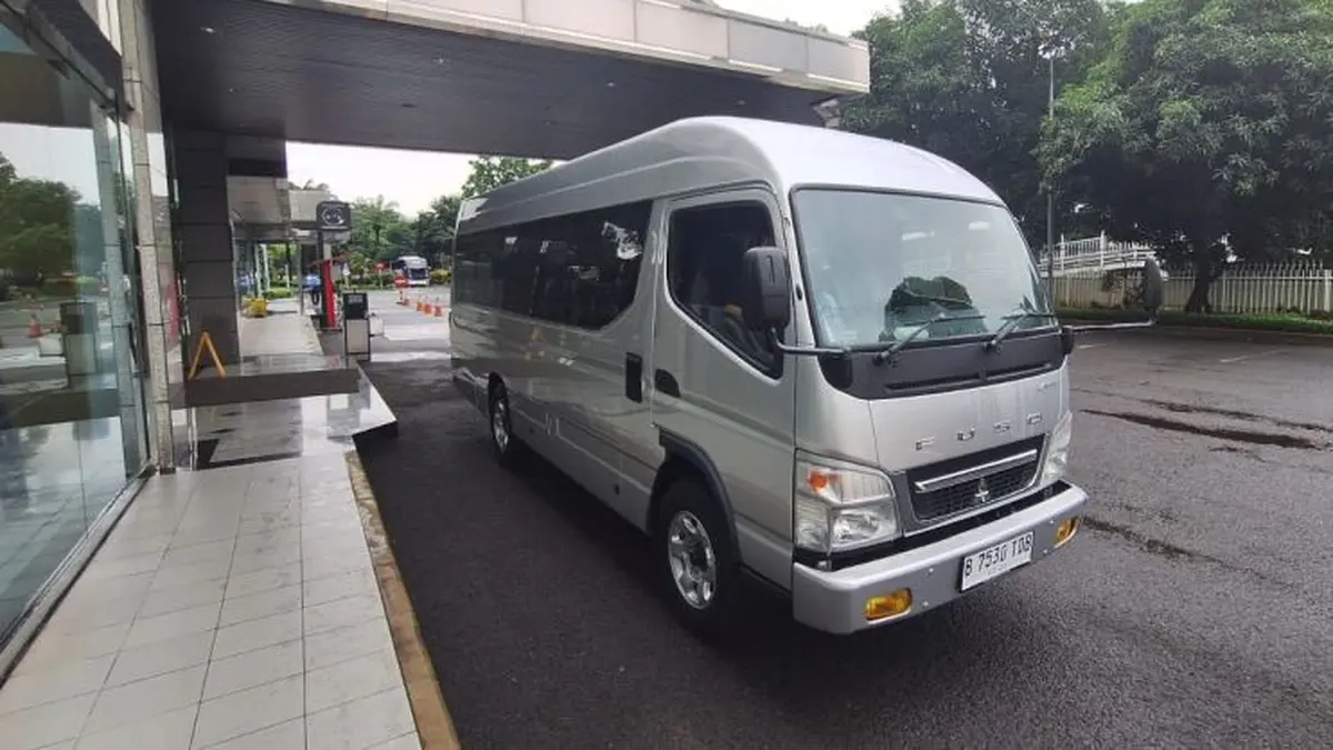 Berita Mitsubishi Fuso Canter Bus Hari Ini - Kabar Terbaru Terkini ...