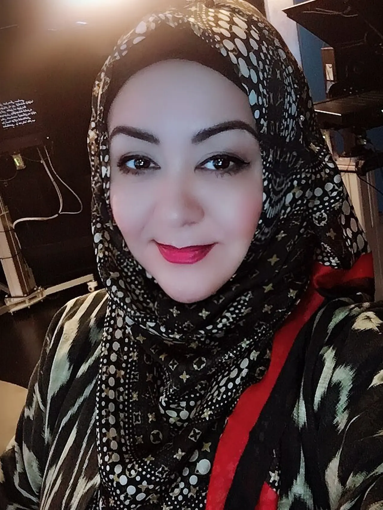 Gulchehra Hoja Menghidupkan Tradisi Uighur di Amerika Selama Bulan Ramadan - Lifestyle Fimela.com