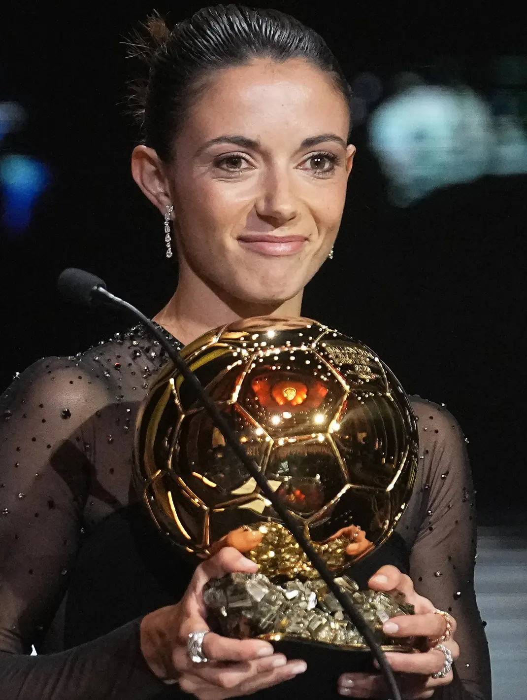 Aitana Bonmati Sabet Ballon d'Or Wanita 2023 Untuk Pertama Kalinya ...