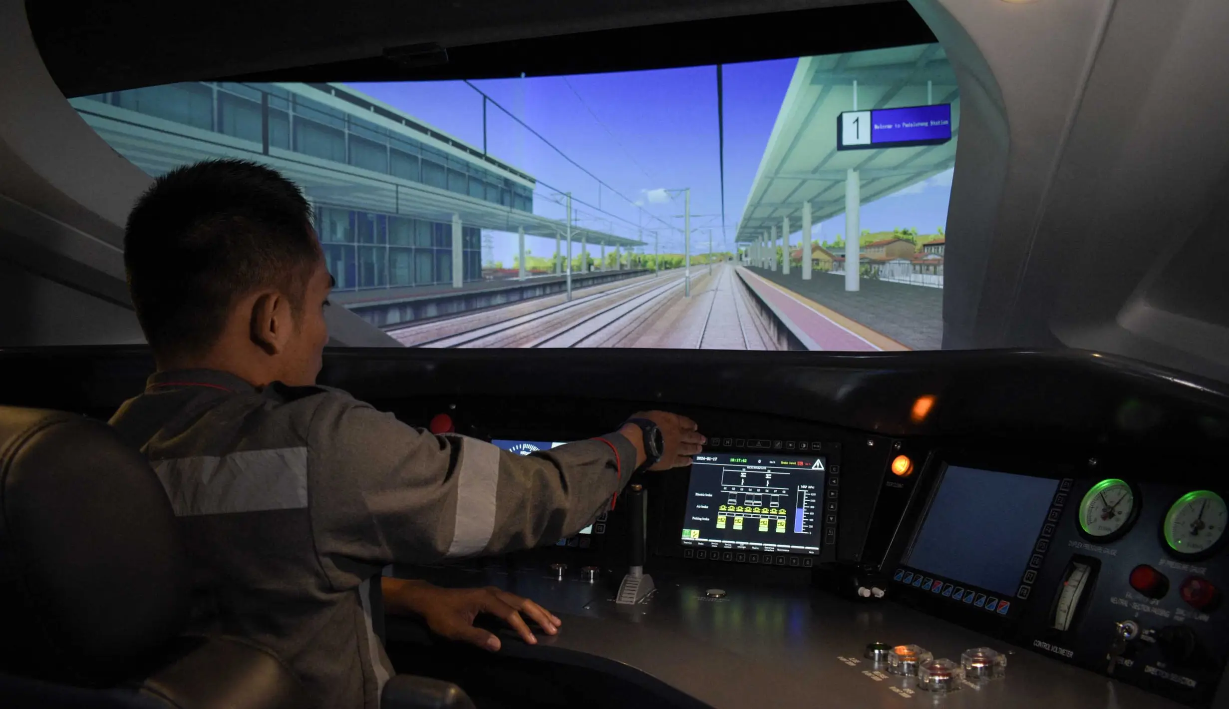 Intip Ruang Pelatihan Masinis Kereta Cepat Jakarta-Bandung - Foto Liputan6.com