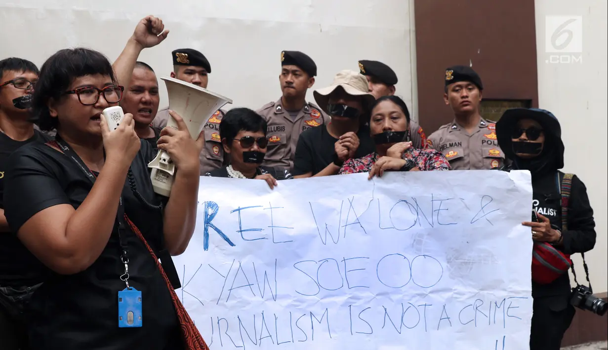 FOTO: Dua Jurnalis Dipenjara, Kedubes Myanmar Didemo Pewarta - Foto Liputan6.com