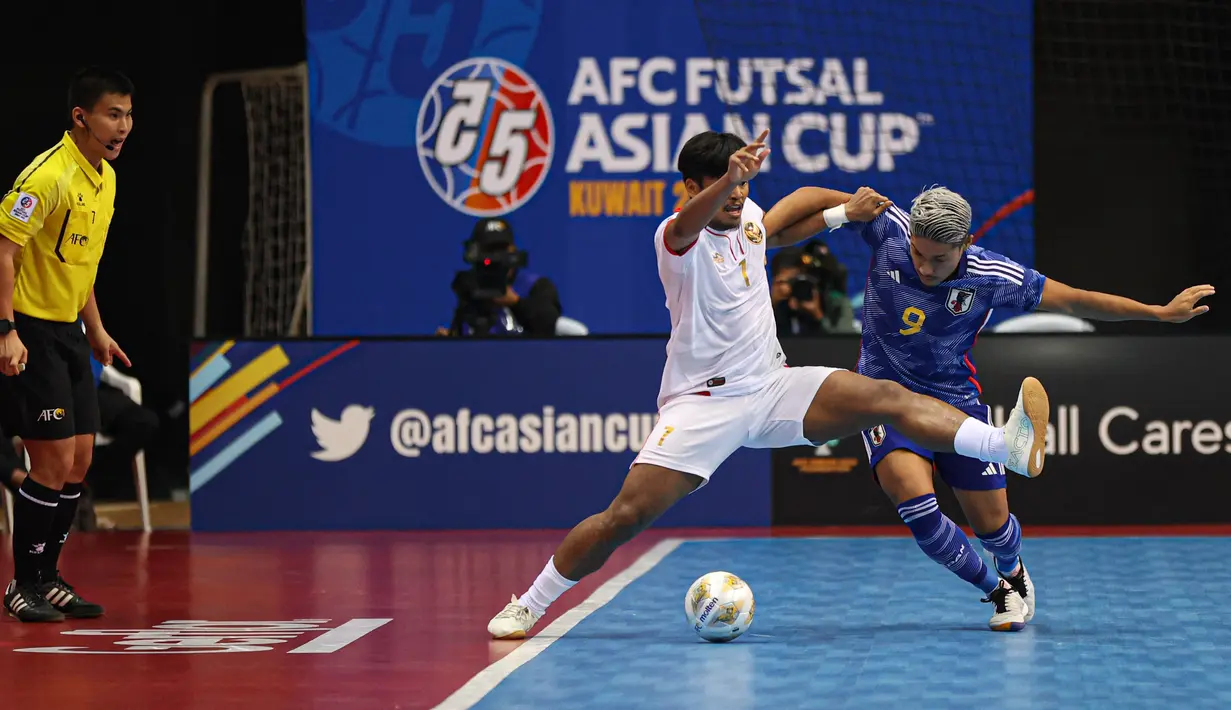 Foto: Syauqi Saud Si Paling Sportif saat Melawan Jepang di Piala Asia Futsal 2022 - Ragam Bola.com