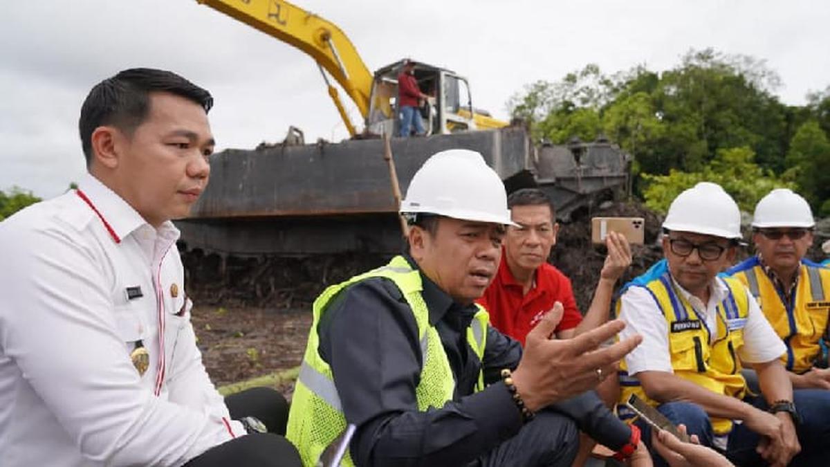 Ketua Komisi V DPR Pastikan Keterisoliran Desa di Wilayah Entikong ...