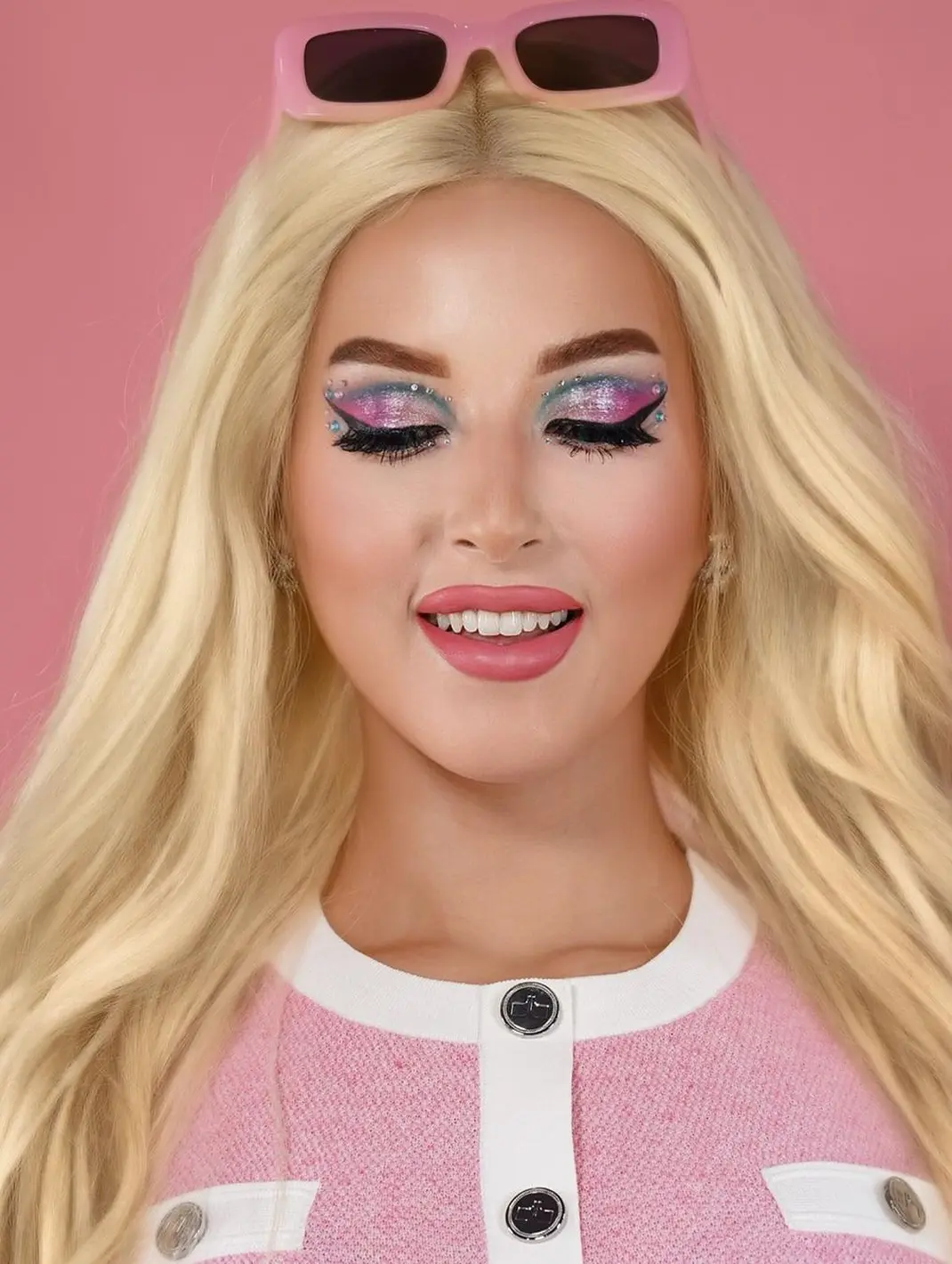 6 Potret Cantiknya Tasya Farasya Tampil Serba Pink Cosplay Jadi Barbie, Dipuji Bak Boneka Hidup ...