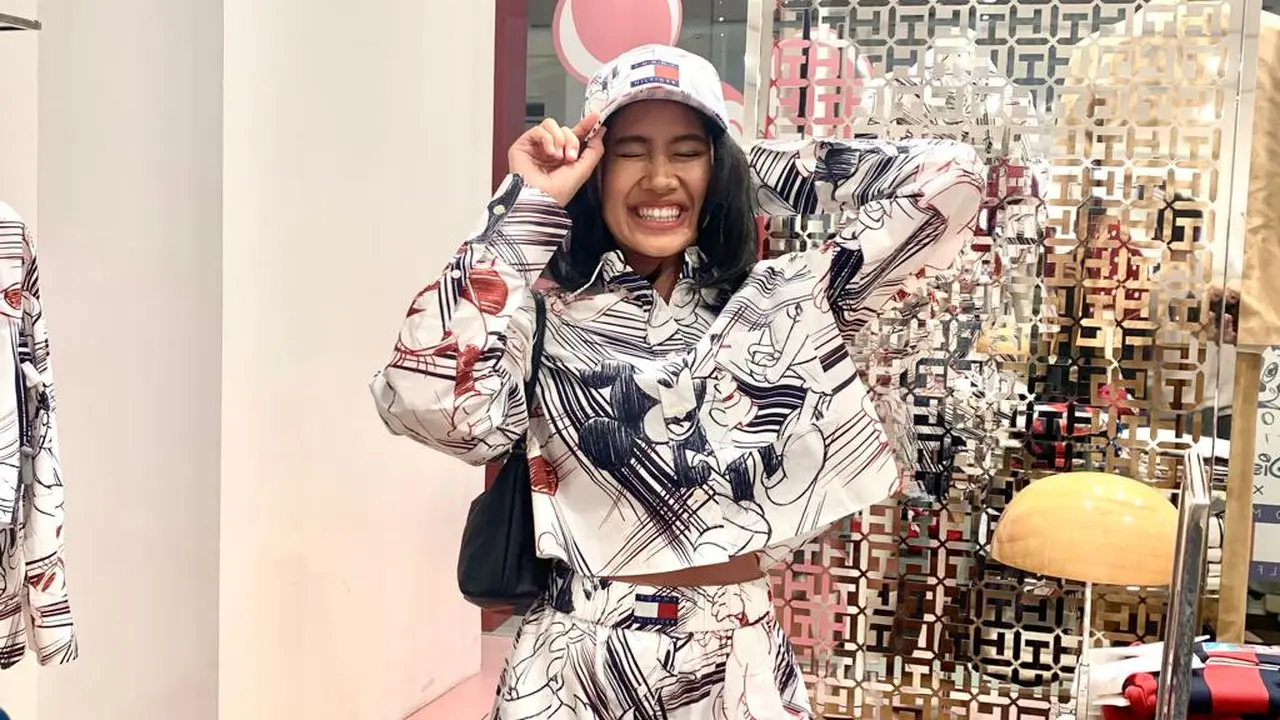 Gaya Preppy yang Playful dalam Koleksi Terbaru Disney x Tommy Hilfiger