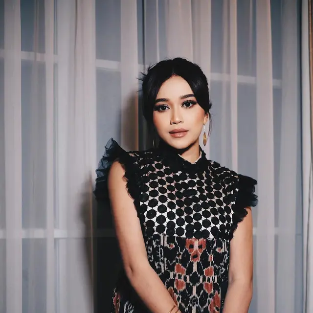 8 Artis Wanita Ini Beli Rumah Sebelum Berusia 25 Tahun, Ada yang Harganya Ditaksir Rp13 Miliar ...