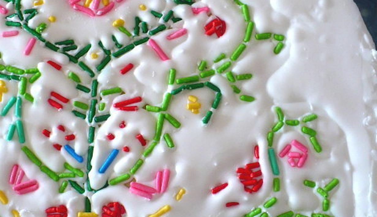 Gampang Ditiru: Hiasan Cake Kreatif Ini Terbuat dari Aneka Permen ...