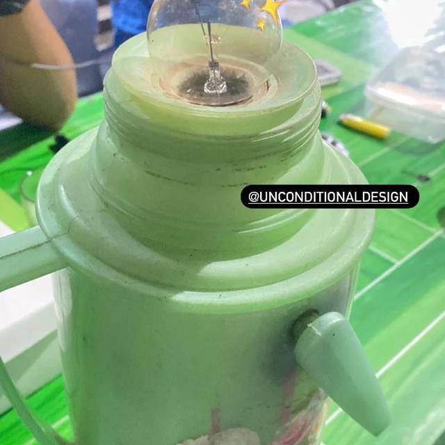 6 Potret Pengganti Tutup Botol Ini Nyeleneh Tapi Unik, Bikin Salah Fokus