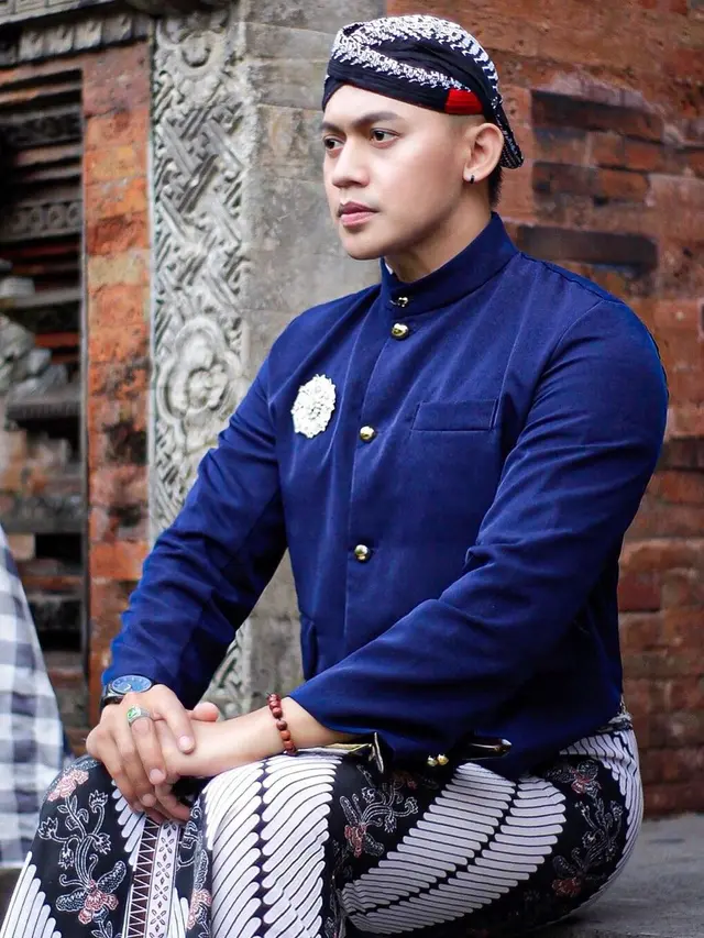 5 Fakta soal Jordan Ali, Kekasih Eva Manurung Ibunda Virgoun: 23 Tahun ...