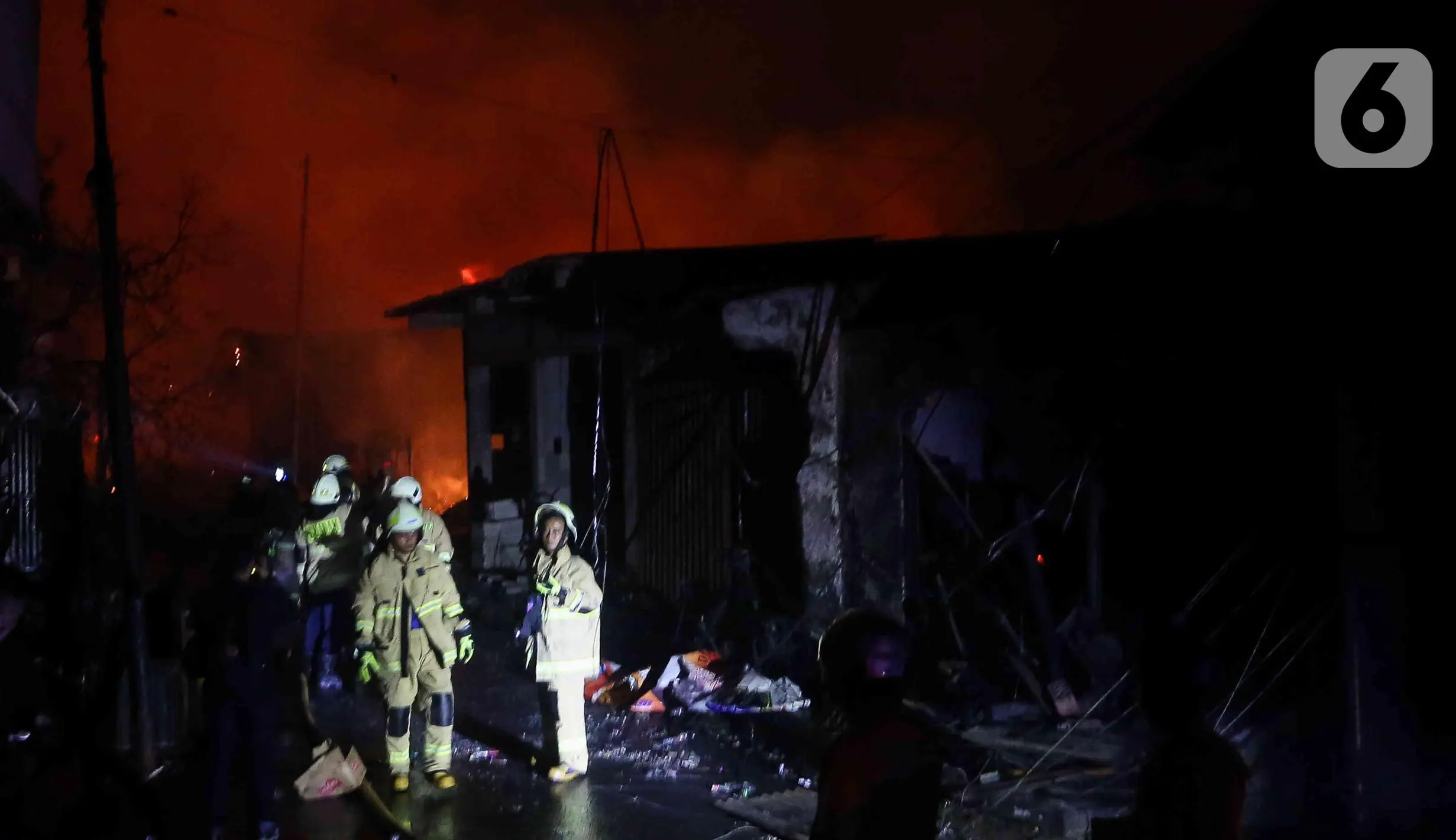 Kebakaran Depo Pertamina Plumpang, 17 Orang Meninggal Dunia - Foto ...