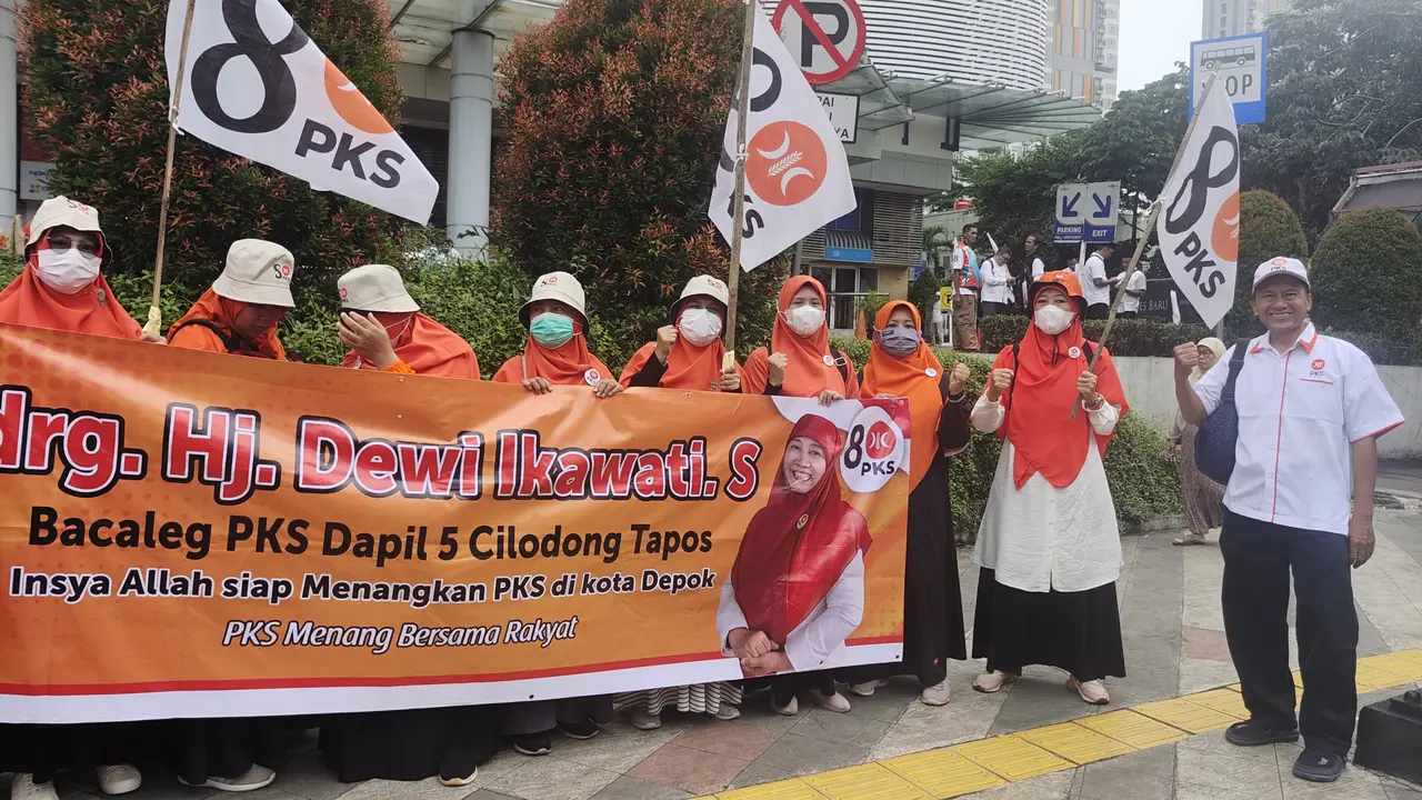 Kader dan Simpatisan PKS Gelar Aksi Flashmob, Meriahkan Pendaftaran ...