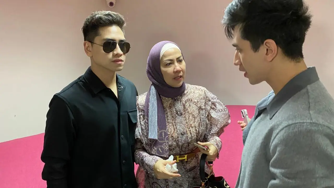 Penampakan Mata Sembab Venna Melinda Saat Didampingi Verrell Bramasta dan Athalla Naufal ...