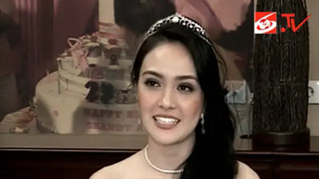 Dilamar Kekasih, Shandy Aulia Jadi "Princess in" Pink - ShowBiz Liputan6.com